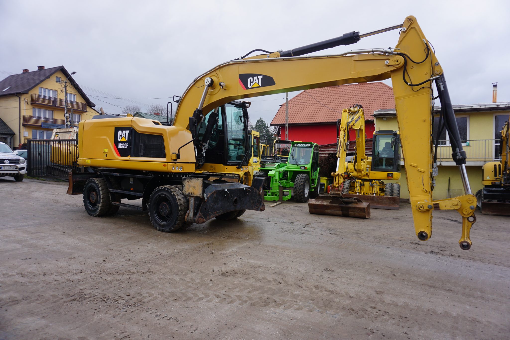CAT M320 (1) – Maszyny